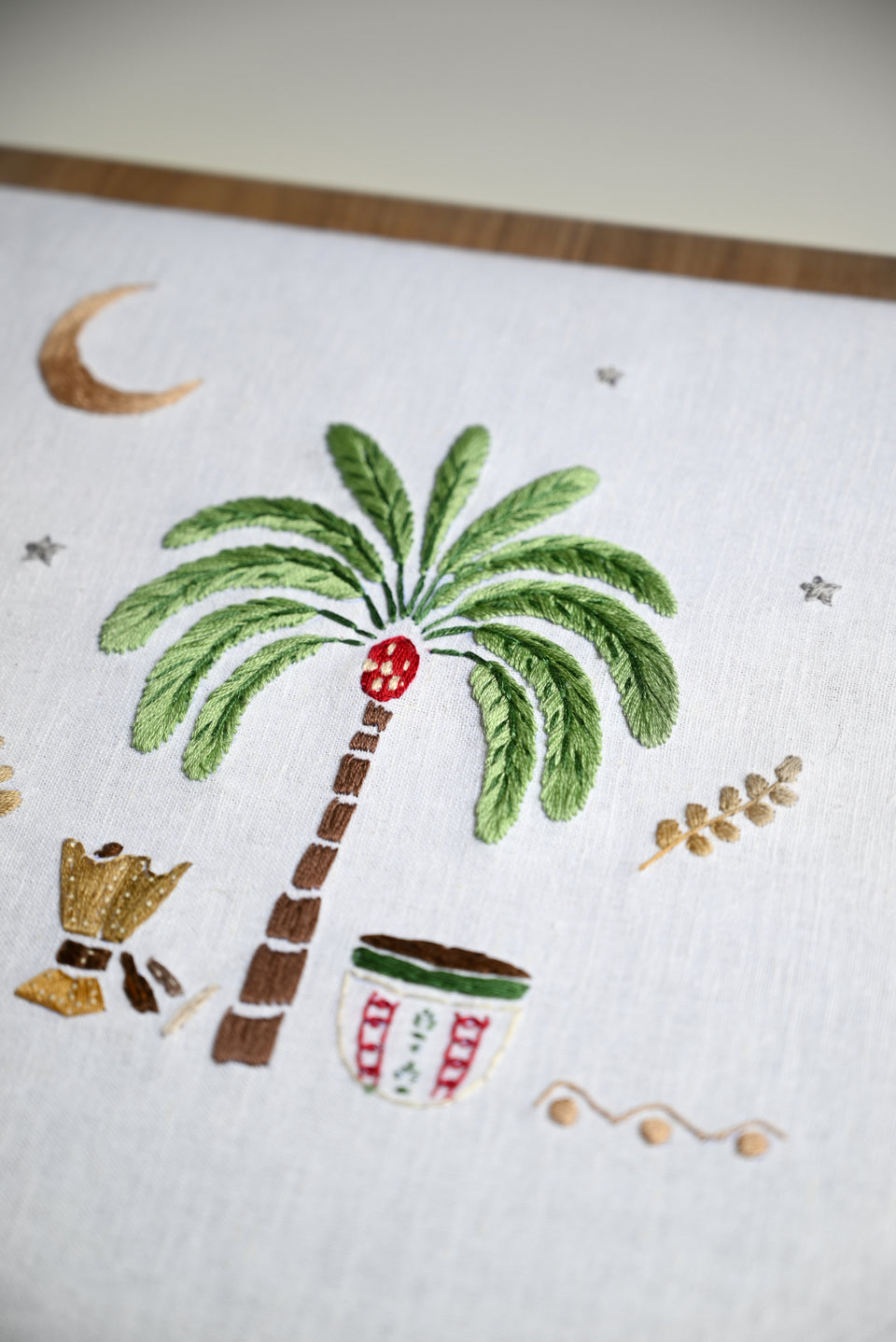 57 - Saudi Dates Tree Box